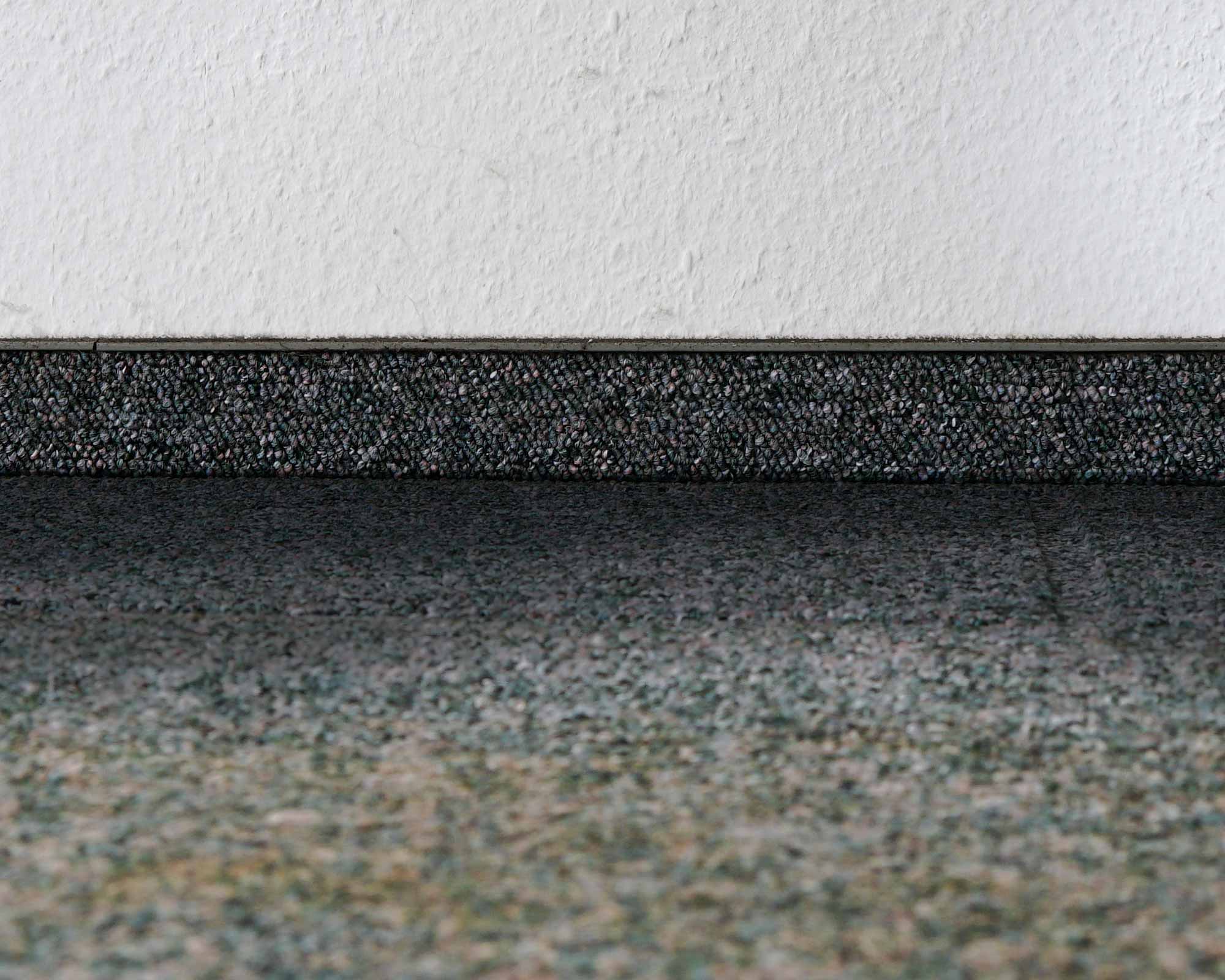 Bodenplatte nass, Wasser auf Fußböden, nasser Kellerboden?